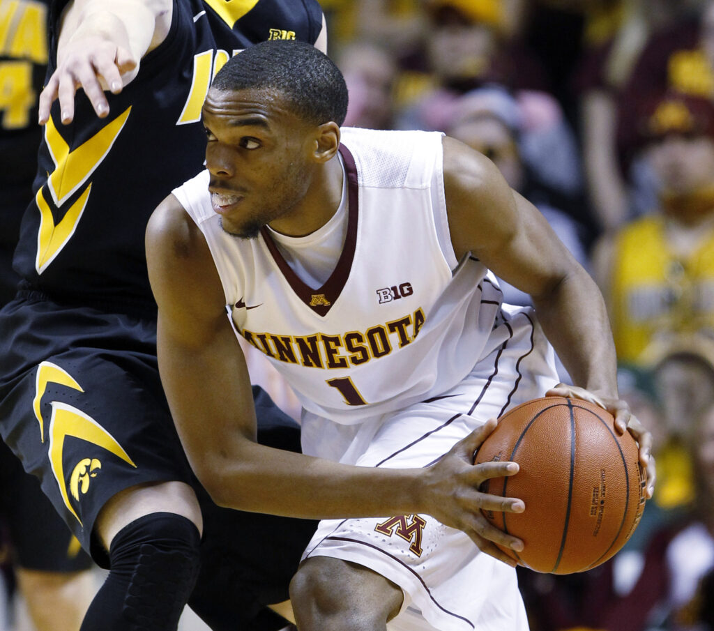 Post Game Notes: Gophers Beat Rival Iowa Hawkeyes, Pitino Talks Buggs ...